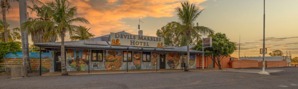 GALLERY – Devils Marbles Hotel
