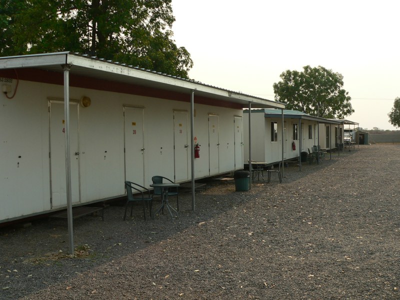 ABOUT US – Devils Marbles Hotel